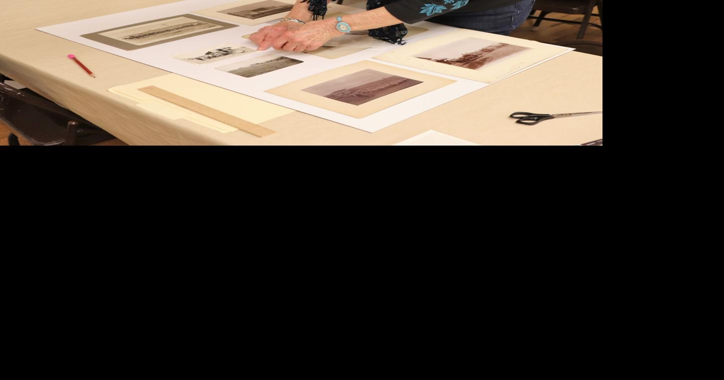 Cameron works on new photo display | Local | milescitystar.com