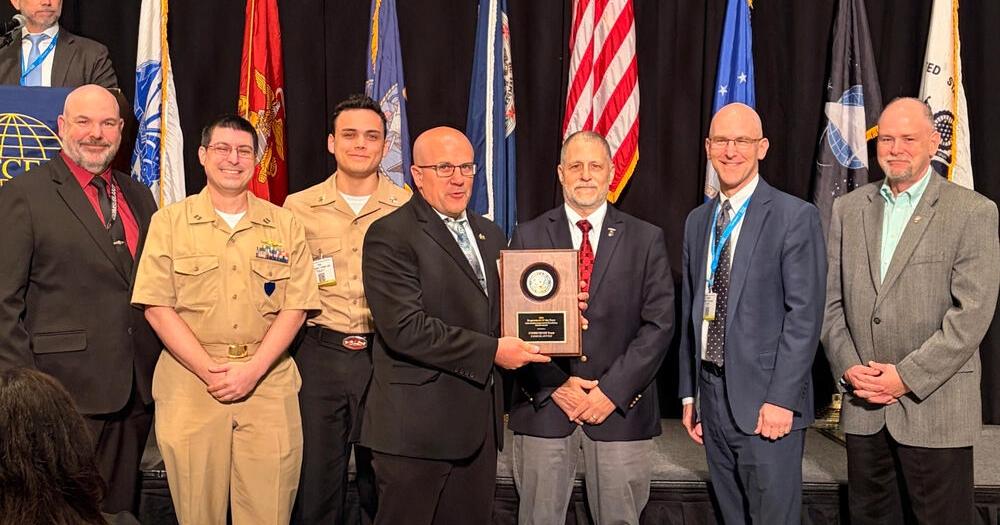U.S. Submarine Force recognized at DON Information Superiority ...