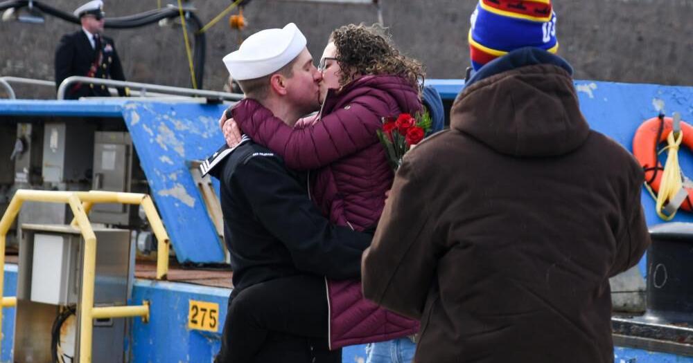 USS Colorado (SSN 788) returns from deployment | Homecomings ...