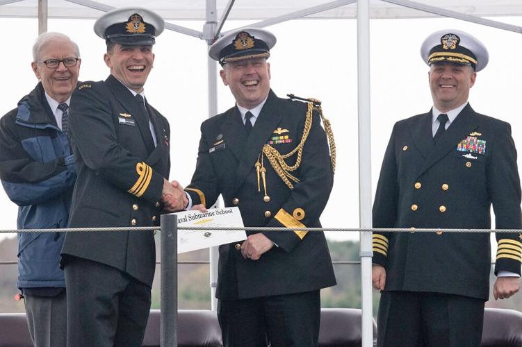 Royal Australian Navy Sailors graduate Submarine Officer Basic Course ...