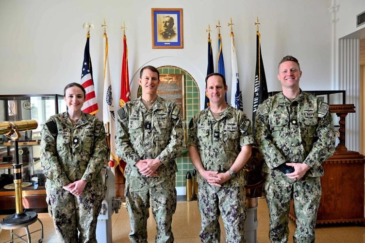 Chief of Naval Intelligence visits CIWT and NIOC Pensacola ...