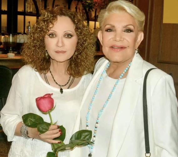 International Greek superstar singer Glykeria will perform Thanksgiving ...