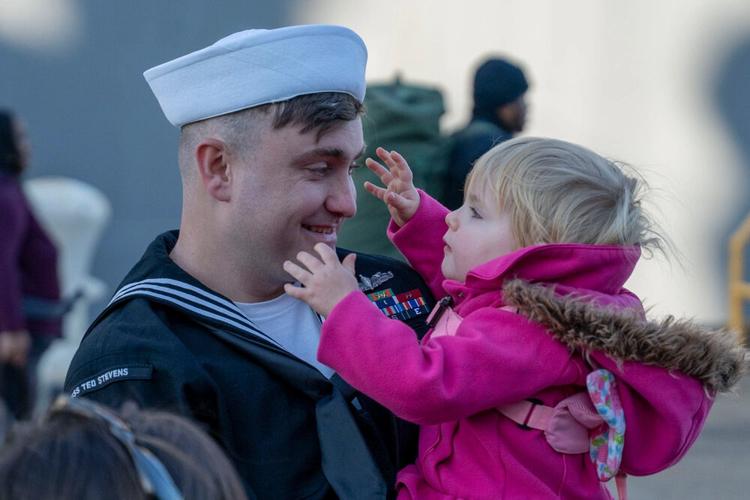 USS Gravely returns to Naval Station Norfolk from U.S. Southern Command ...