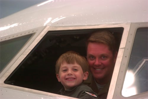 VR-56 ‘Globemasters’ dedicates new hangar, new aircraft | News ...