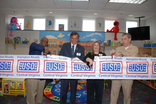 USO opens Sesame Street-themed room at Air Mobility Command Passenger ...