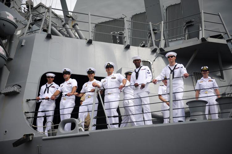 uss michael murphy deployment