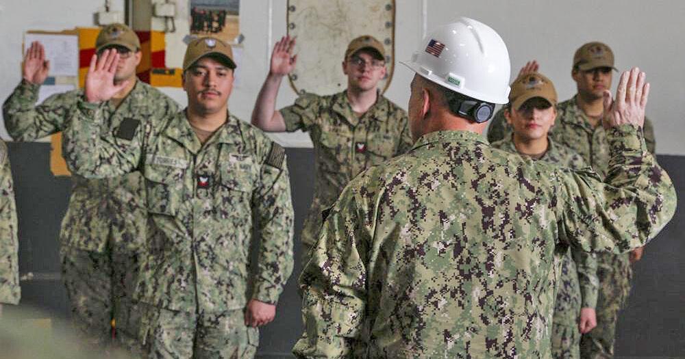 USS George Washington earns distinguished Retention Excellence Award ...