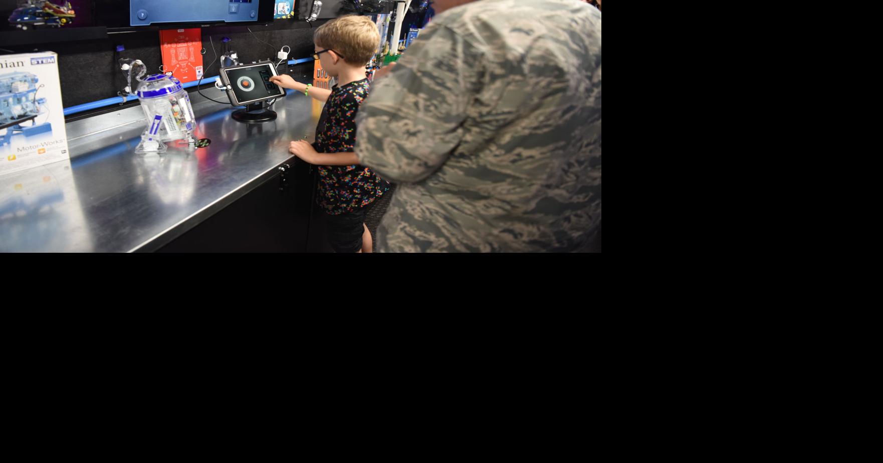 Langley Youth Programs boasts new STEM Lab | Air Force News ...
