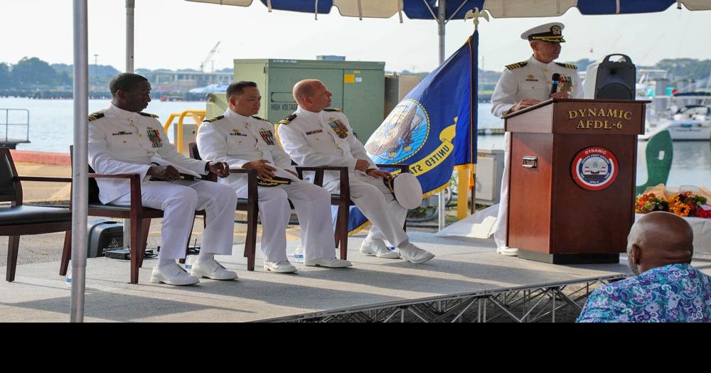 MARMC’s Dynamic holds change of command | Top Stories | militarynews.com