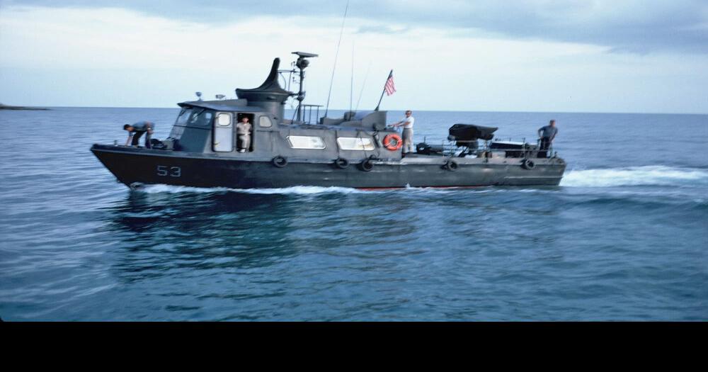 U.S. Navy posthumously awards a swift boat Vietnam Veteran the Bronze ...
