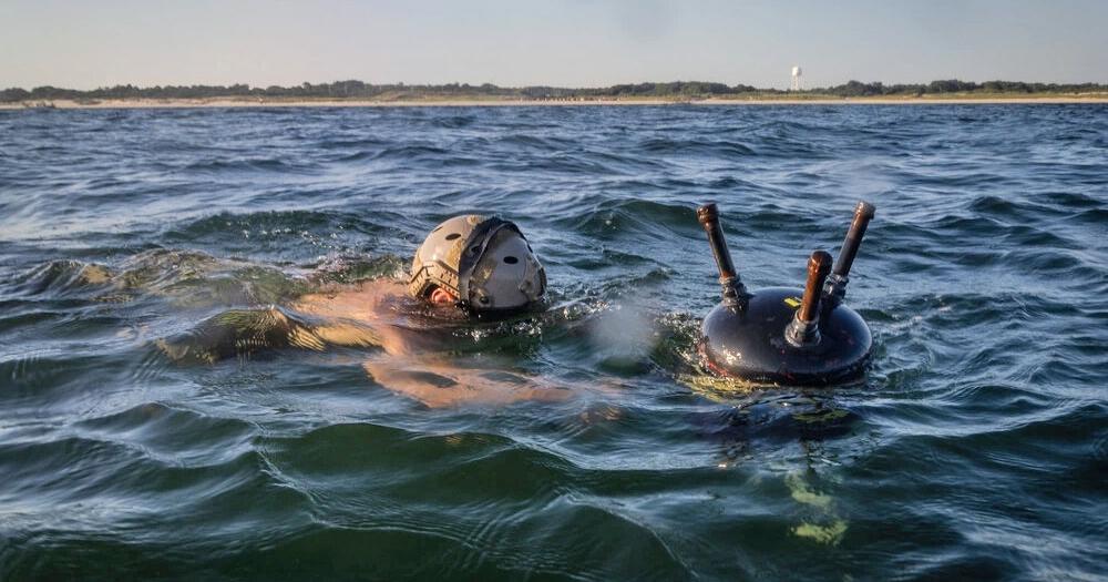 Navy EOD operators compete in inaugural King Crab Competition | Top ...