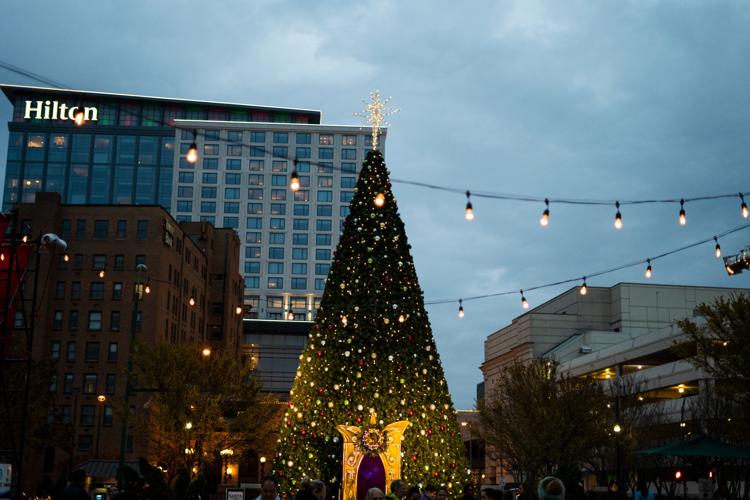 Spark the yuletide spirit at Holiday Yule Log Bonfire | On Liberty ...