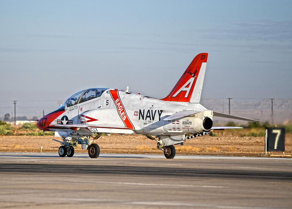 CNATRA conducts strike pilot training detachment at NAF El Centro ...
