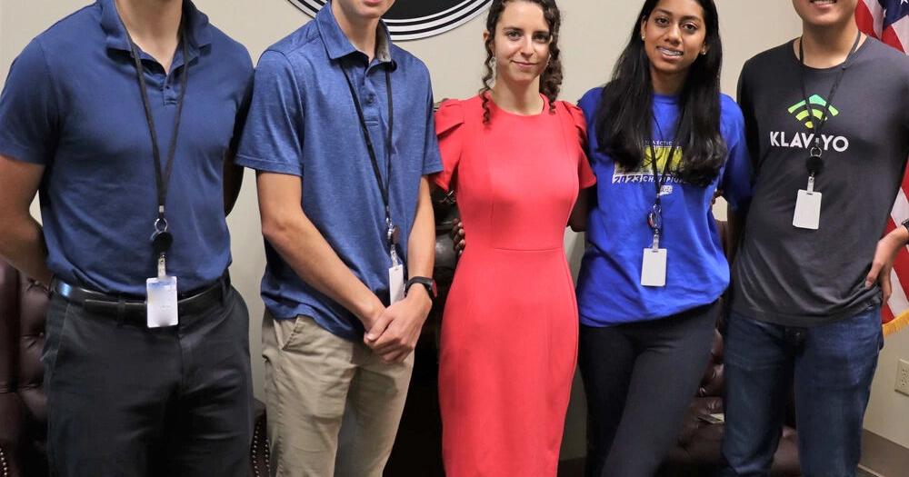 NSMRL hosts summer 2023 high school and college interns | Quarterdeck ...