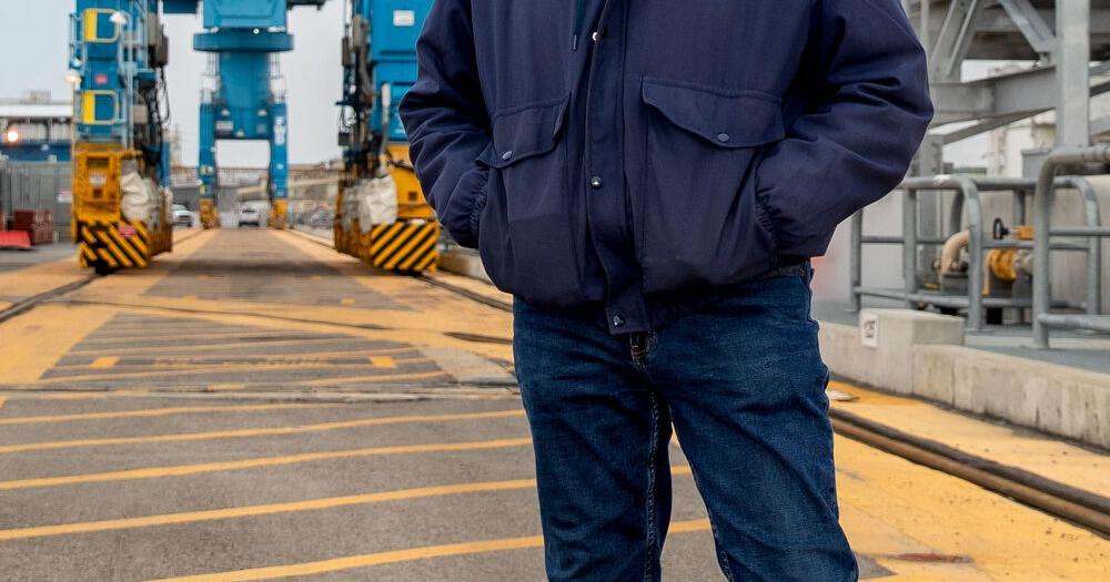 Shipyard Spotlight: Paris Sessoms Jr. - Code 730 General Foreman ...