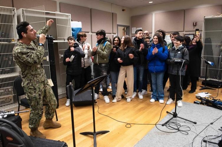 Touring NSA Naples: Italian students visit Capodichino | Quarterdeck ...