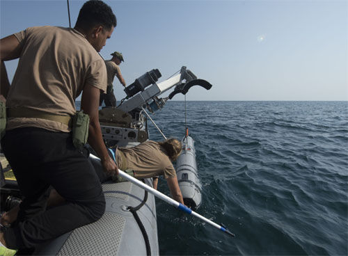 Expeditionary Combat Camera Sailors ready anytime, anywhere | Top ...