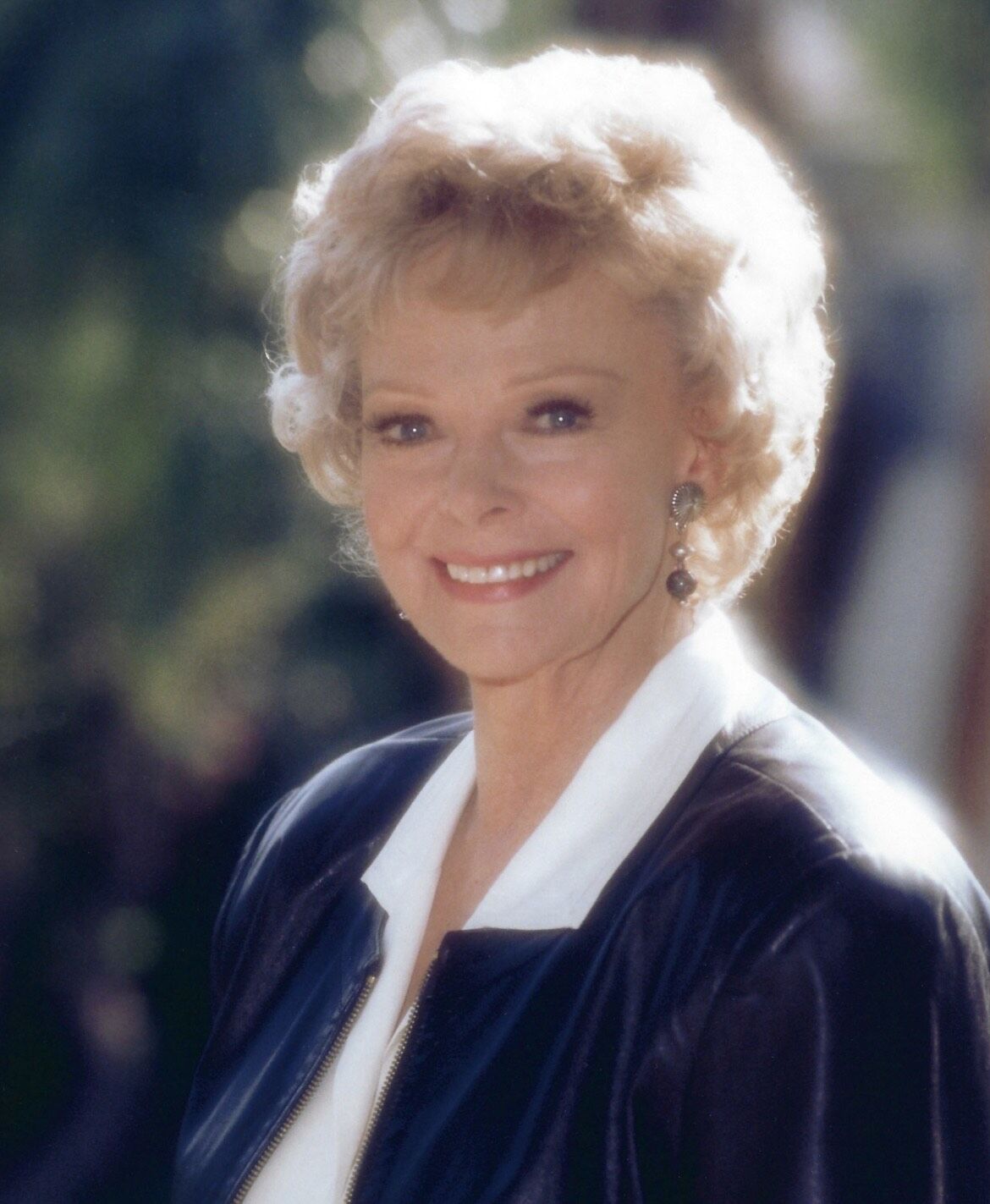 Iconic, legendary actress of stage and screen June Lockhart dies ...