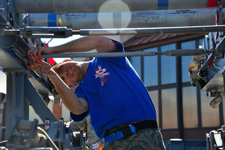 Load crew competition challenges maintainers | Peninsula-warrior ...