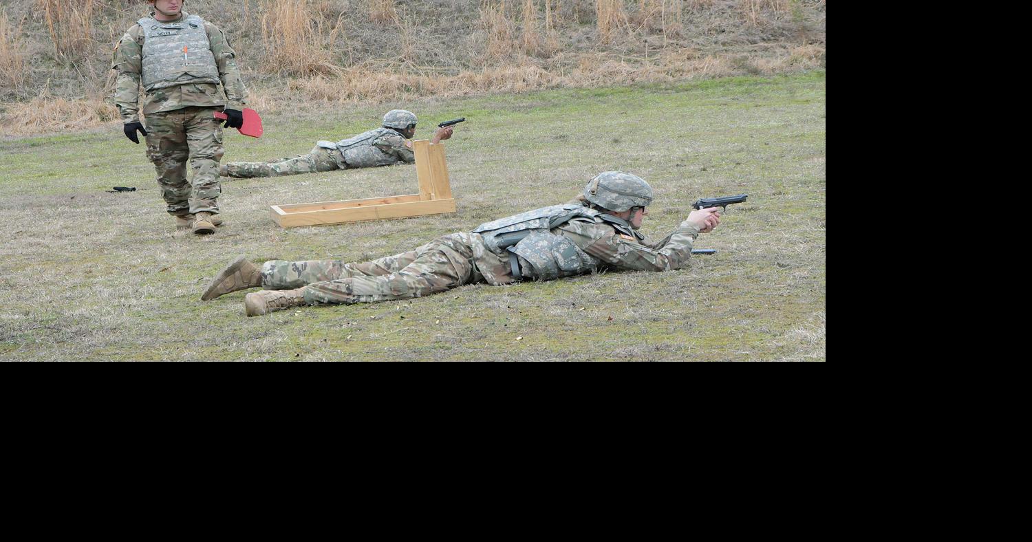Pistol Proficiency | Photos | militarynews.com