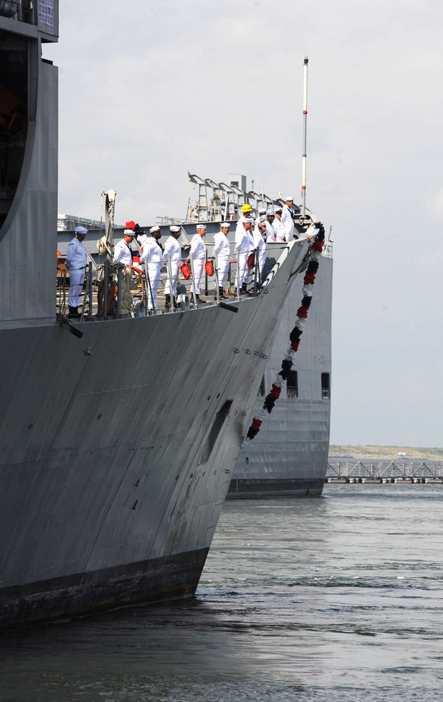 USS Kauffman Final Deployment Homecoming Photos | Multimedia ...
