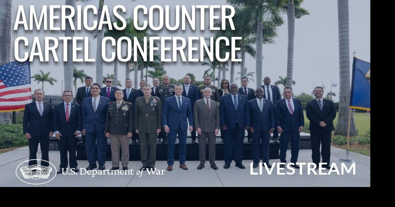 LIVE: Sec War and CENTCOM commander conduct a press conference at U.S ...