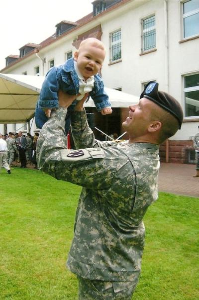 Top 10 coolest reasons to be a military kid | Heroes At Home ...