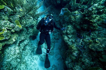 Naval Station Guantanamo Bay dive locker enables training capabilities ...