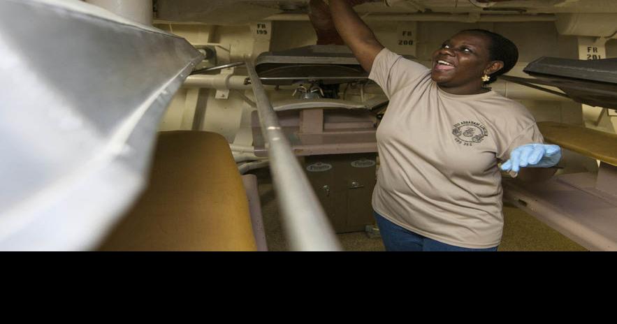 Lincoln Sailors COMREL as part of CSADD, CPO 365 training | Photos ...