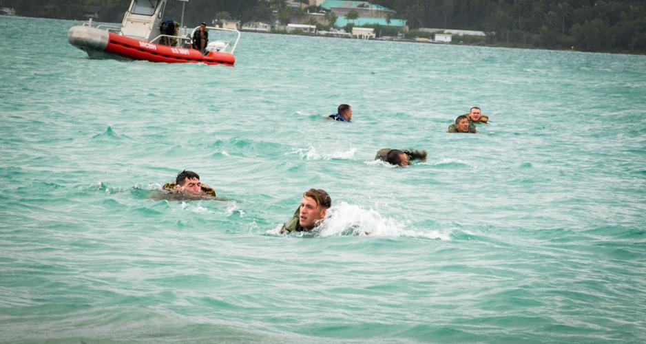 Soldiers join Marines for grueling helocast operations training | Army ...