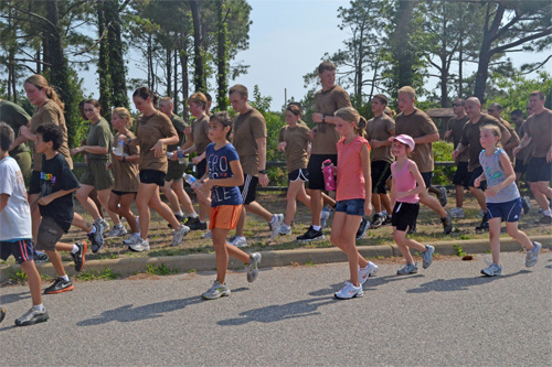 NMITC hosts students for beach run | News | militarynews.com