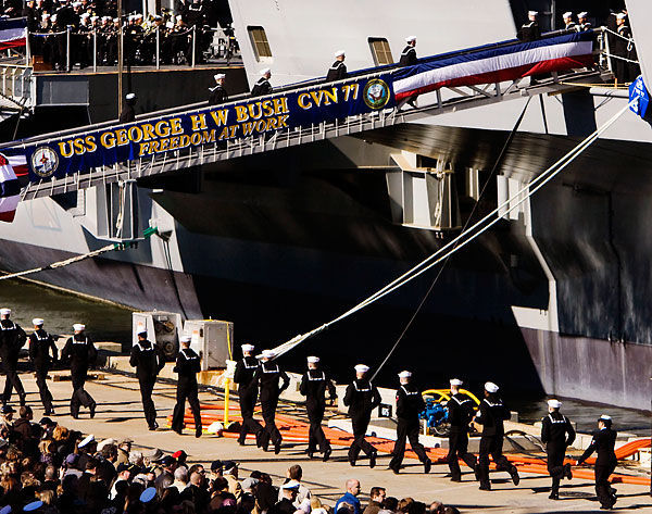 Photos | The commissioning of the USS George H.W. Bush, 2009 | Photos ...