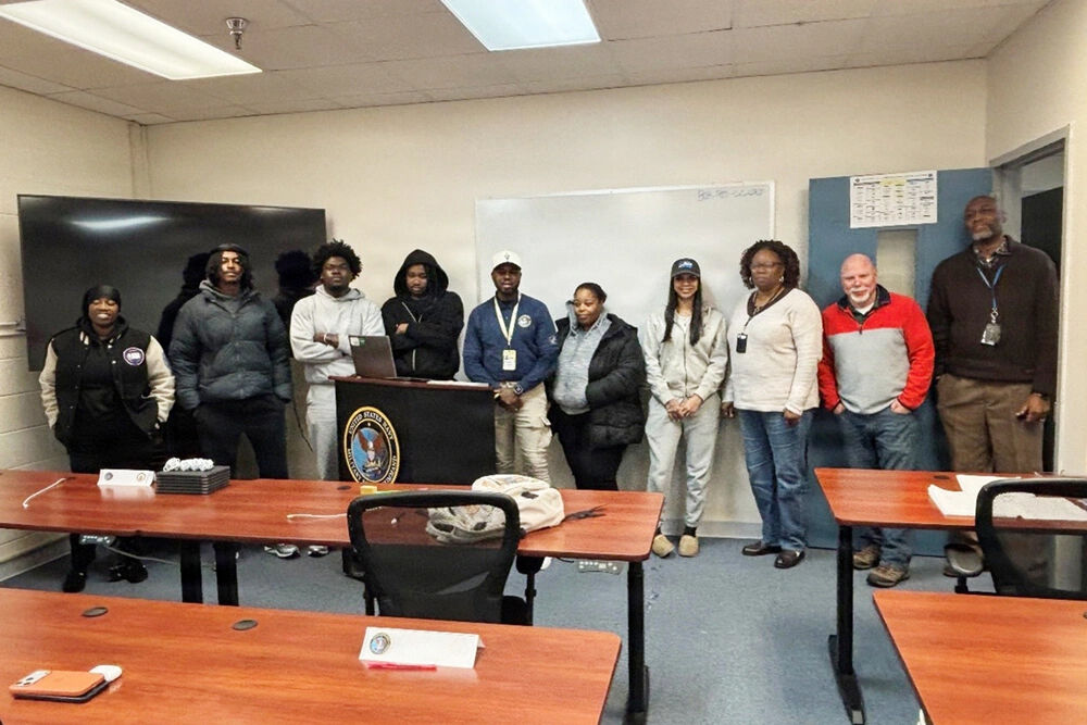 MSC debuts revamped communication course | Quarterdeck | militarynews.com
