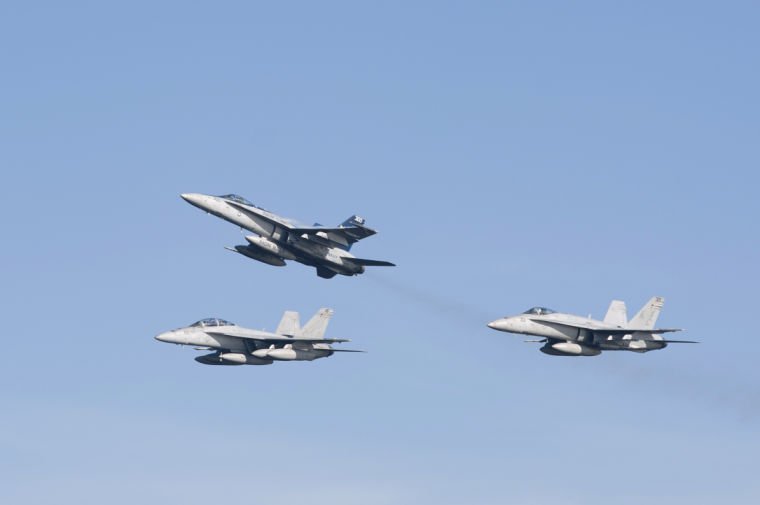 Ragin’ Bulls of VFA-37 hold aerial change of command | News ...