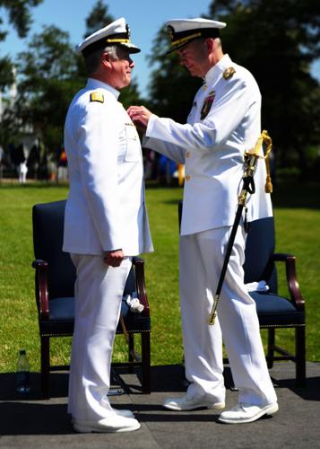 Rich relieves Lorge at Naval District Washington’s change of command ...