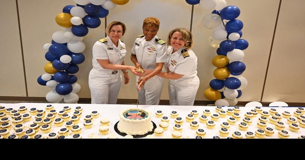 Navy Cyber Defense Operations Command holds change of command | Top ...