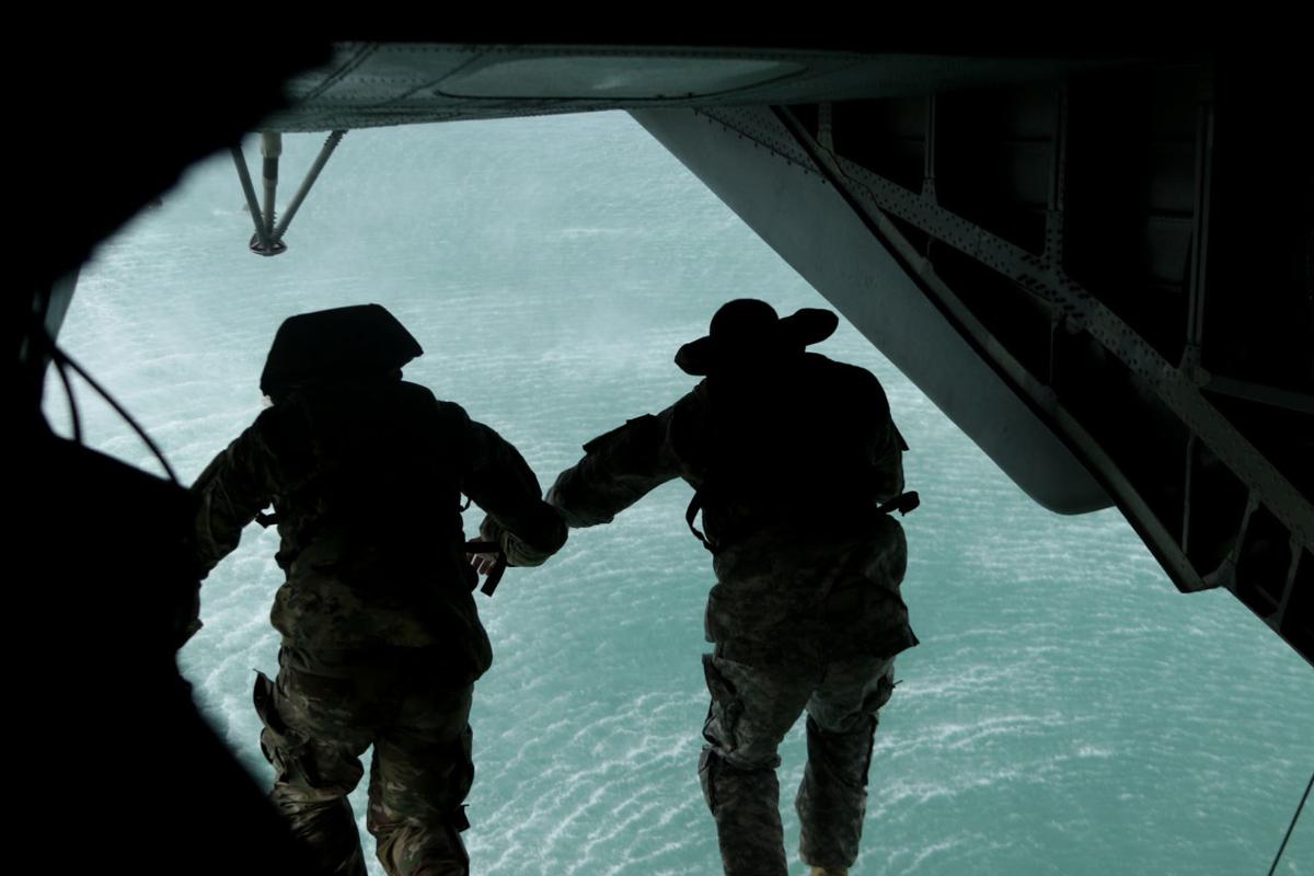 Soldiers join Marines for grueling helocast operations training | Army ...