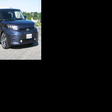 Scion wagon offers uptown style with downtown value | Automotive ...