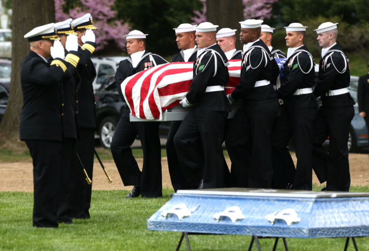 Petty Officer Mark A. Mayo awarded Navy and Marine Corps Medal | Top ...