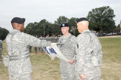 506th QM Outlaws Case Their Guidon | Local News | militarynews.com