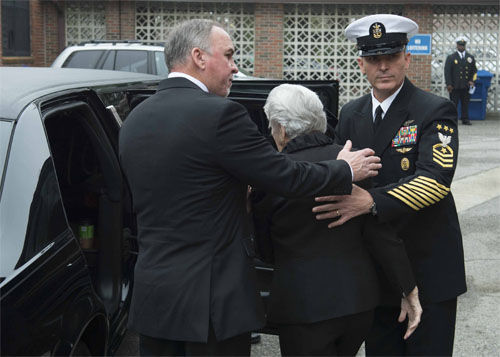 MCPON Robert J. Walker laid to rest | Top Stories | militarynews.com
