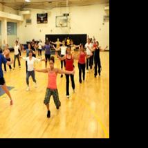 Zumba draws crowds for high energy workout | News | militarynews.com