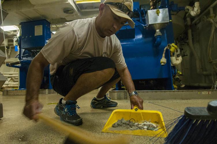 Lincoln Sailors COMREL as part of CSADD, CPO 365 training | Photos ...