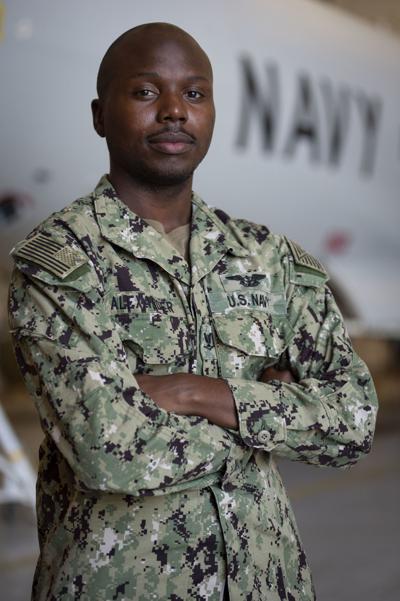 Chesapeake native keeps Navy wing flying | On Liberty | militarynews.com