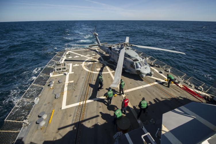 USS Truxtun operations | Multimedia | militarynews.com