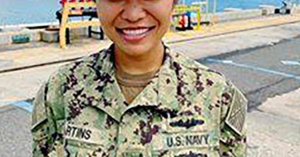 First Filipina female submarine officer earns dolphins aboard USS Ohio ...