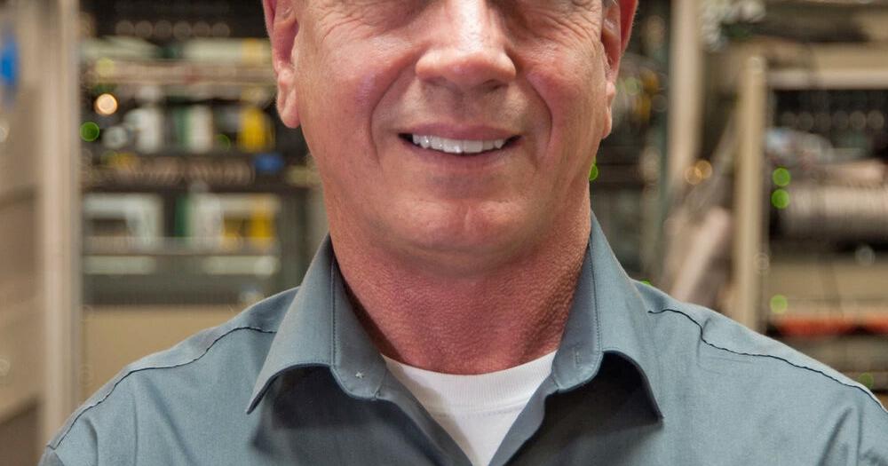 NIWC Atlantic Navy Veteran applies active-duty experience, worldly view ...