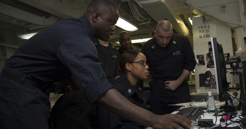 Mentoring the Navy's future | Top Stories | militarynews.com