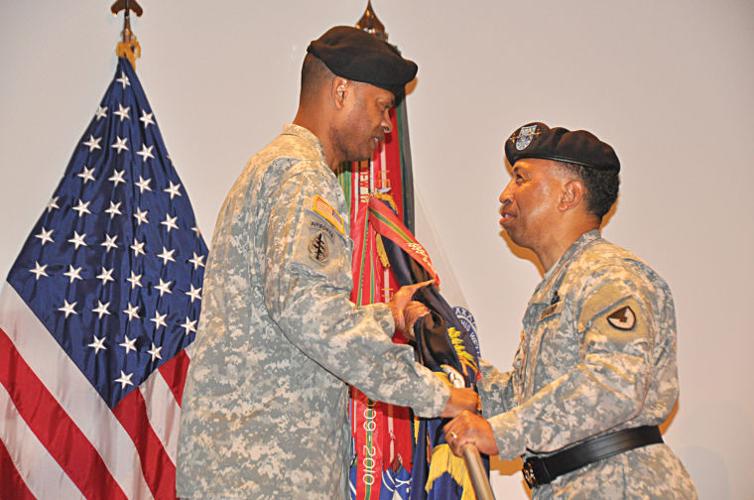 Sims welcomed as CSM of AMC | Photos | militarynews.com