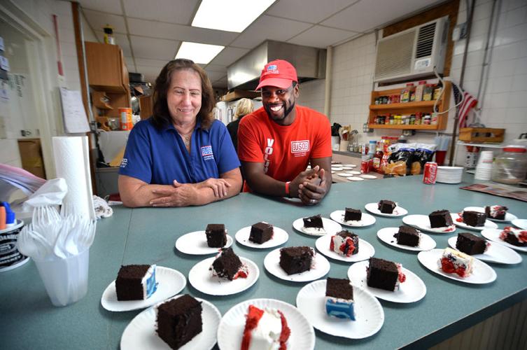 USO Anniversary at JEBLCFS | Photos | militarynews.com